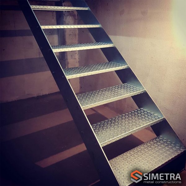 Montažne stepenice iskustva | Spoljašnje i unutrašnje stepenice